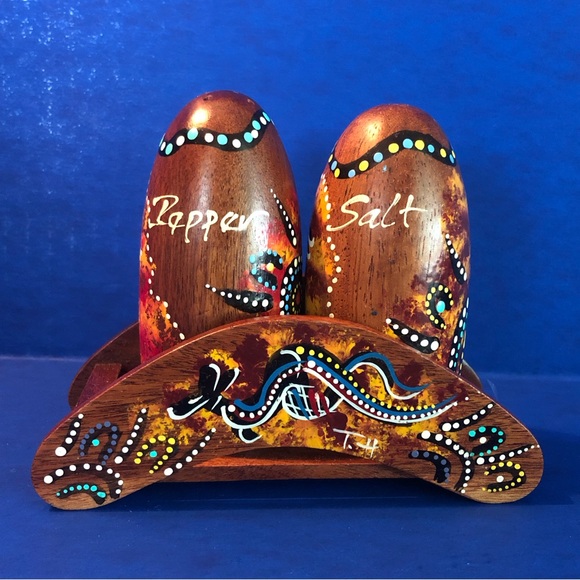 Hand Crafted | Dining | Vintage Salt Pepper Shakers Handmade Wooden ...